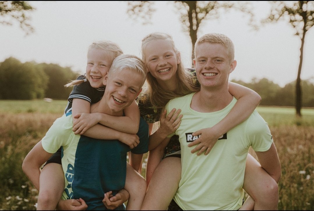 Een positieve familie in Haren: De kinderen van Drent zitten nooit stil ...