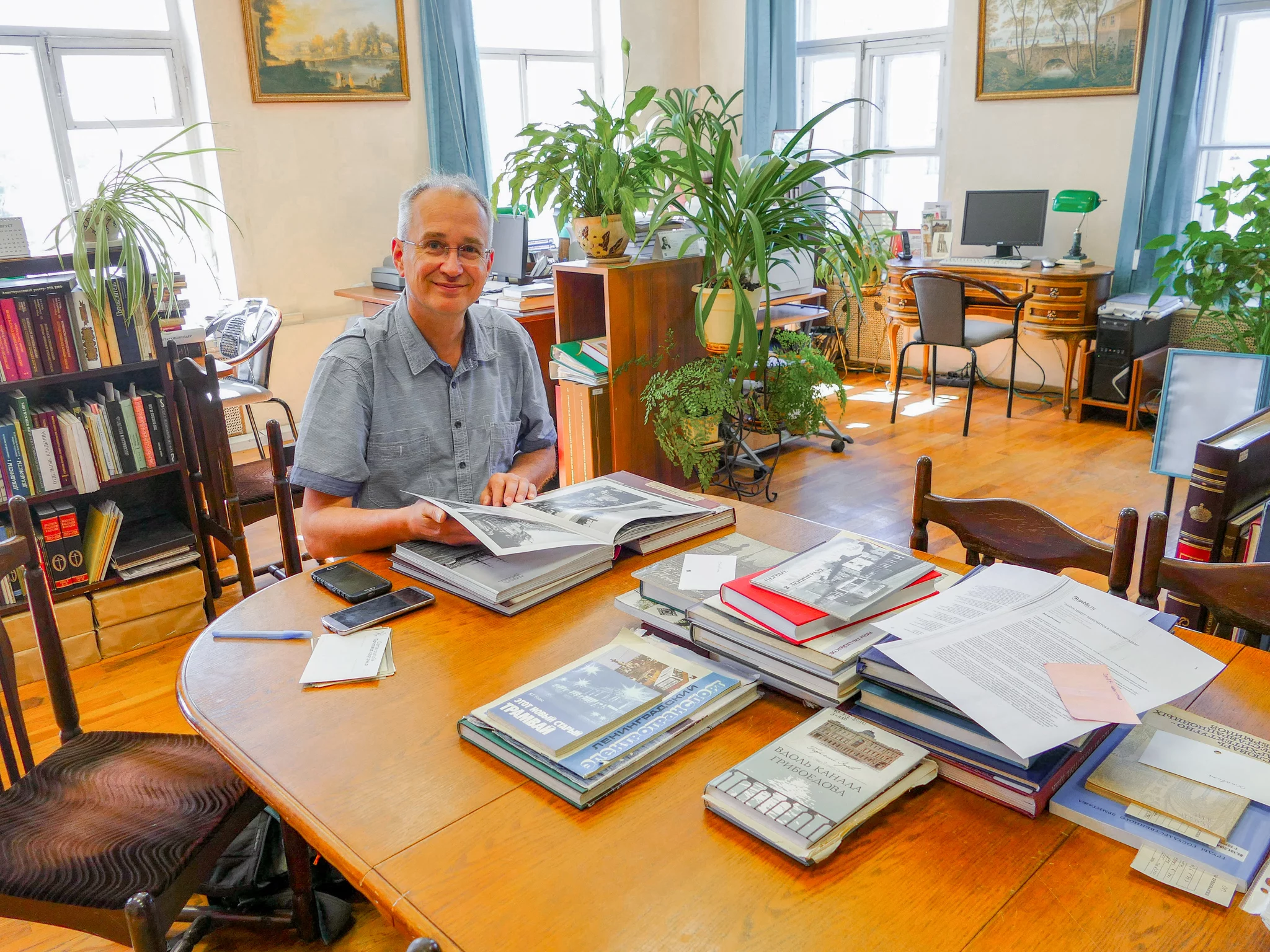 Marco in 't Veldt geeft lezing over zijn boek - Haren de Krant - Haren ...